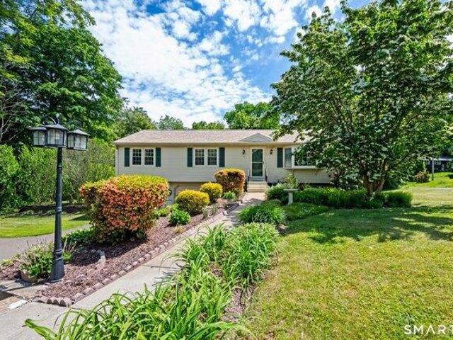 house with 3 bedroom, Hamden CT ES103069764