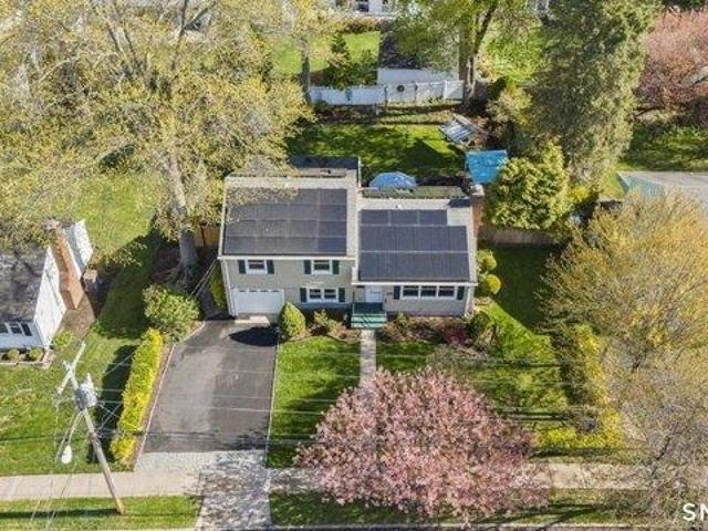 house with 3 bedroom, Hamden CT ES103099257