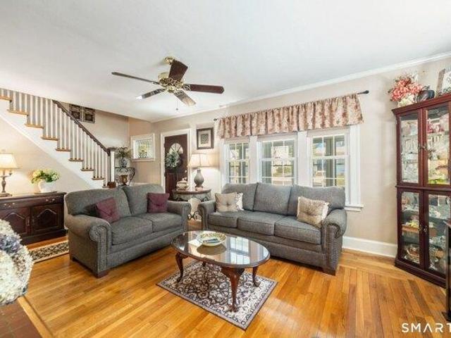 house with 3 bedroom, Hamden CT ES103161999