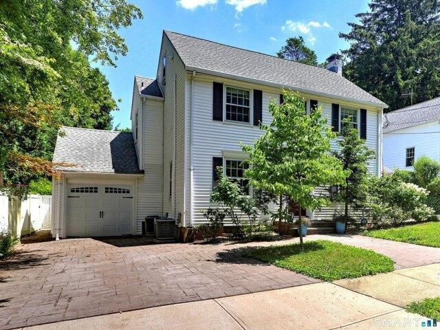 house with 3 bedroom, Hamden CT ES104570142