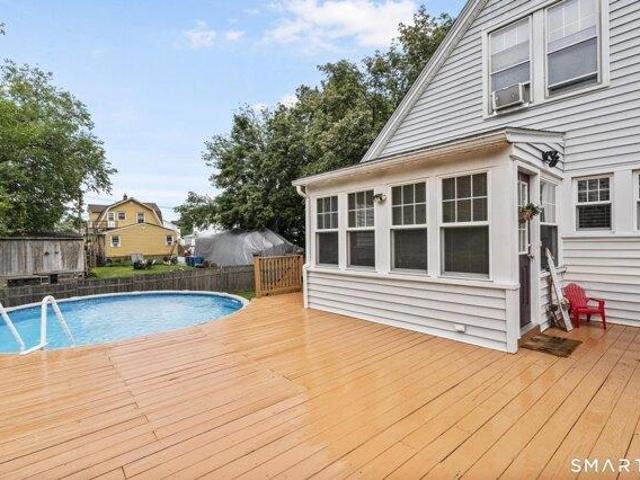 house with 3 bedroom, Hamden CT ES104789397
