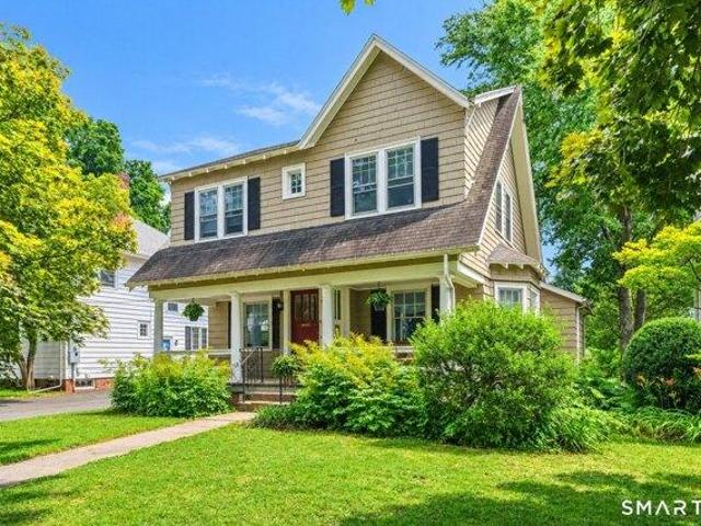house with 3 bedroom, Hamden CT ES104832815