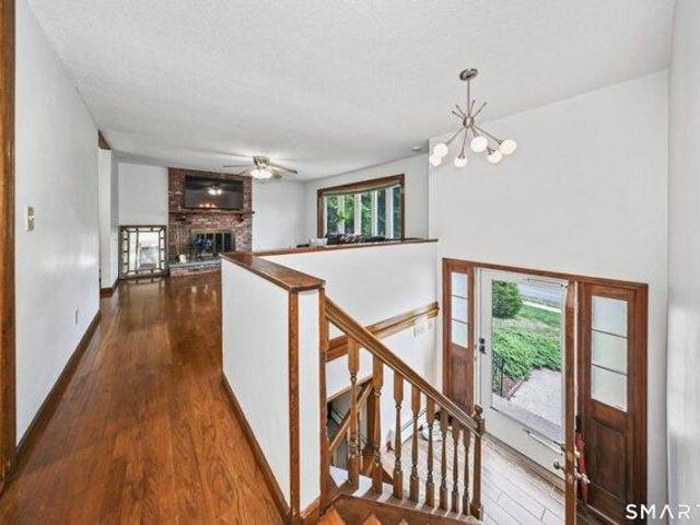 house with 3 bedroom, Hamden CT ES104853305