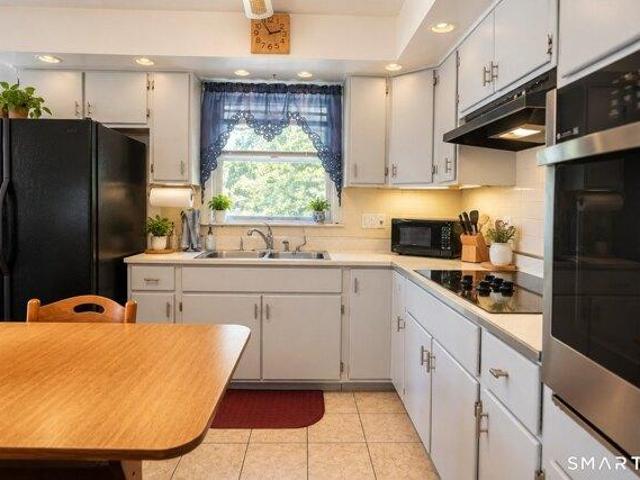 house with 3 bedroom, Hamden CT ES105533723