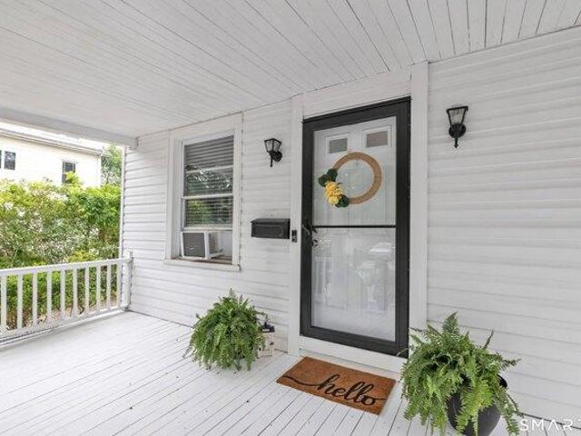 house with 3 bedroom, Hamden CT ES105113239