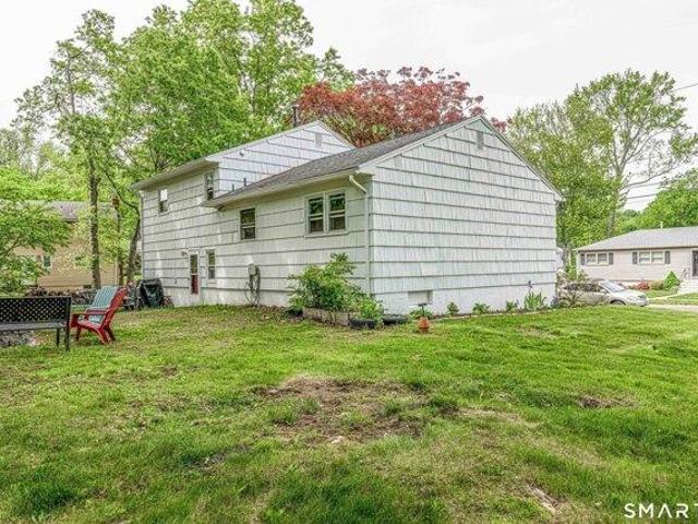 house with 3 bedroom, Hamden CT ES105125125