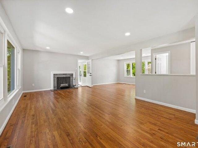 house with 3 bedroom, Hamden CT ES105141937
