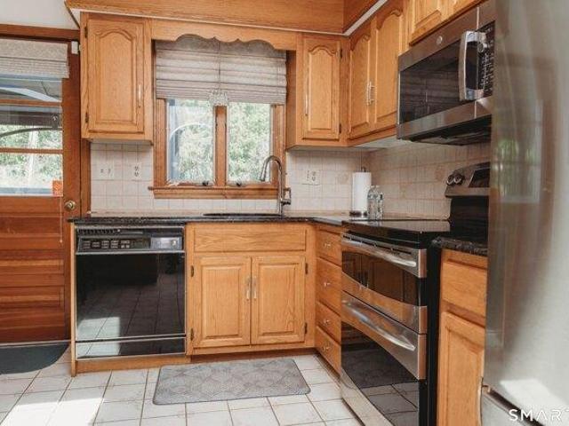 house with 3 bedroom, Hamden CT ES105143713