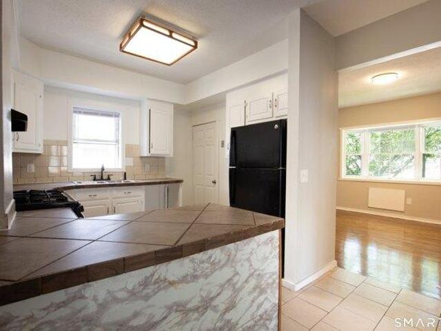 house with 3 bedroom, Hamden CT ES105157490