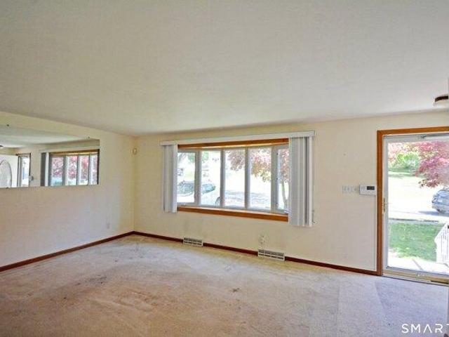house with 3 bedroom, Hamden CT ES105158770