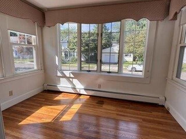 house with 3 bedroom, Hamden CT ES105172787