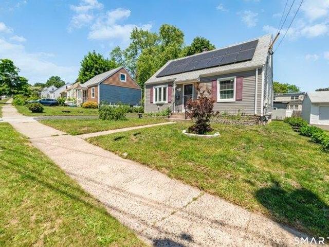 house with 3 bedroom, Hamden CT ES105205920