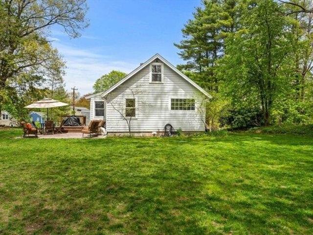 house with 3 bedroom, Hamilton MA DS102725880