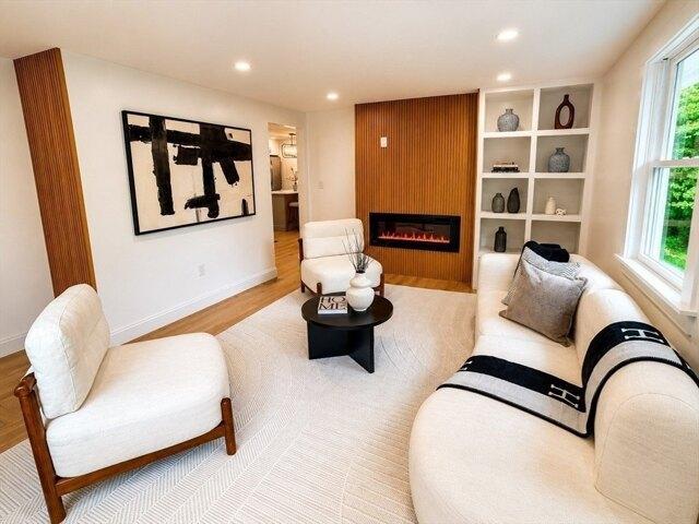 house with 3 bedroom, Hamilton MA ES104405833