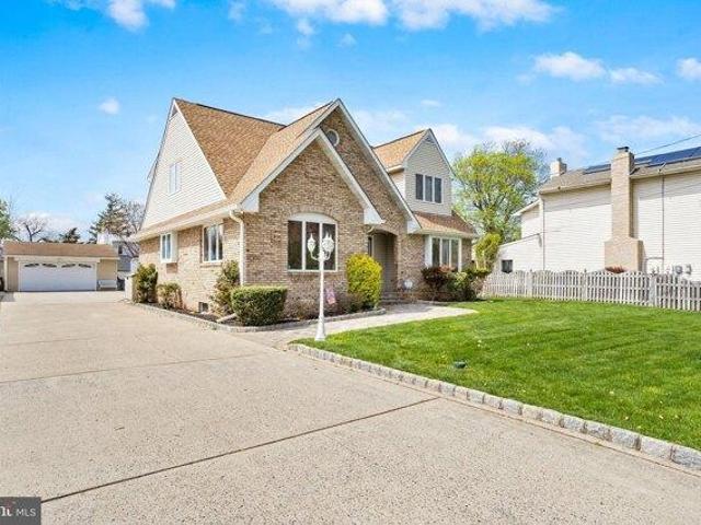 house with 3 bedroom, Hamilton NJ DS102315638