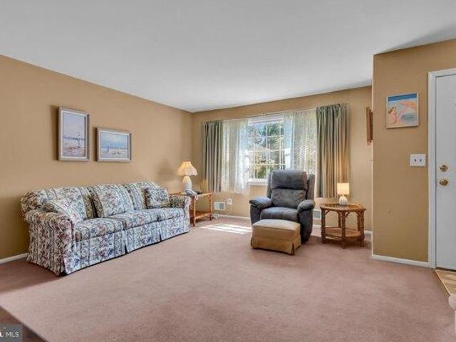 house with 3 bedroom, Hamilton NJ ES105172253