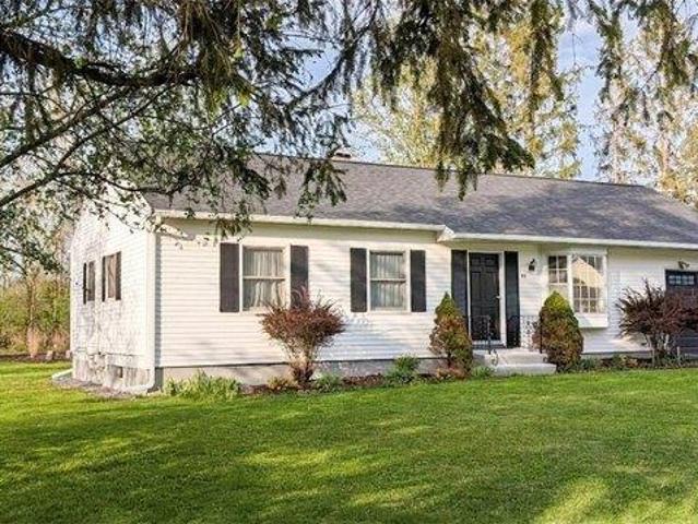 house with 3 bedroom, Hamilton NY ES103623881