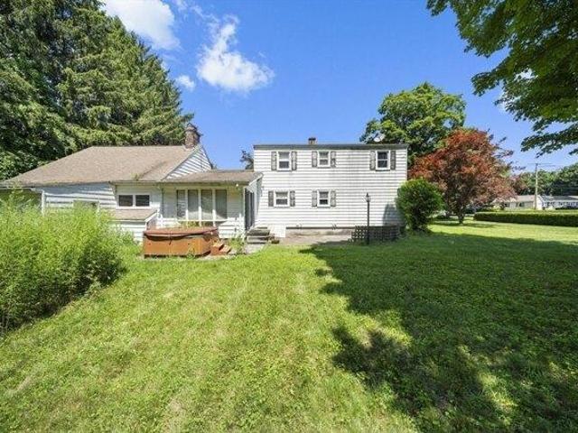 house with 3 bedroom, Hampden MA DLS102346995