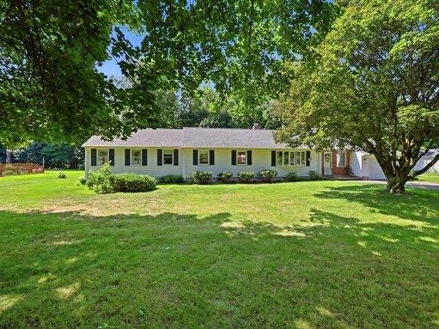 house with 3 bedroom, Hampden MA ES105156368