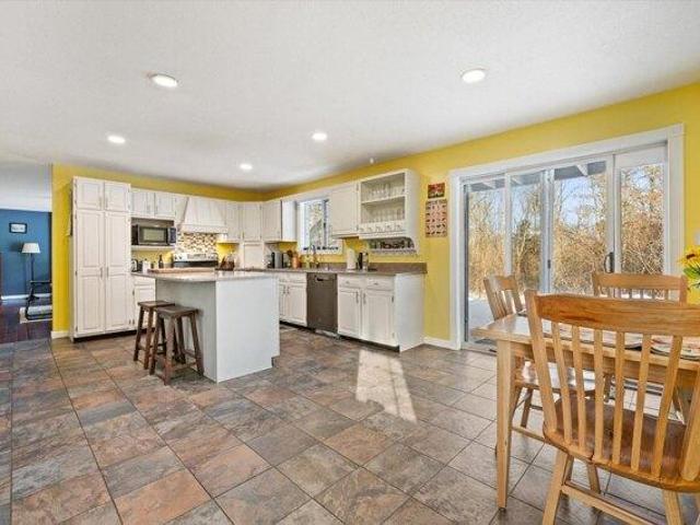house with 3 bedroom, Hampden ME DLS102318443