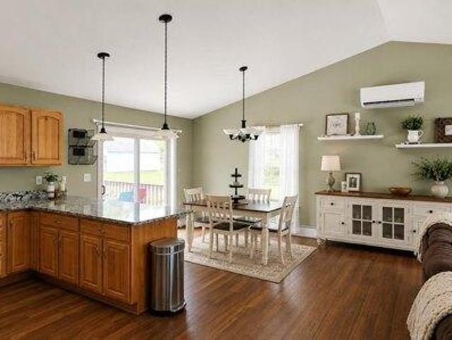house with 3 bedroom, Hampden ME DLS102635690