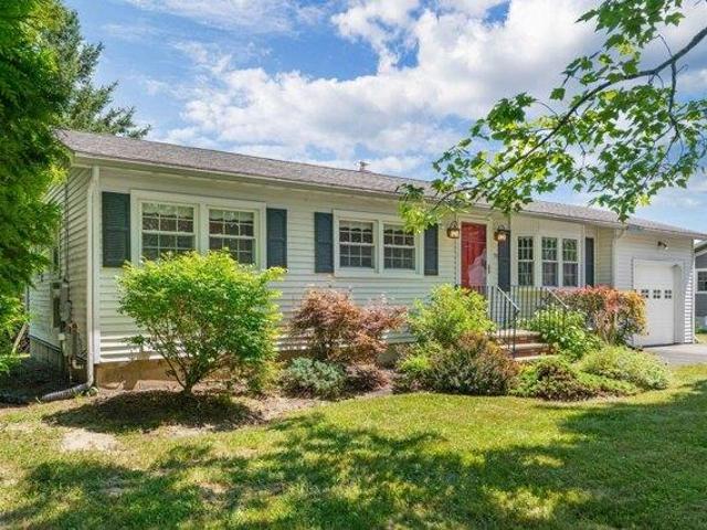 house with 3 bedroom, Hampden ME DS104296108