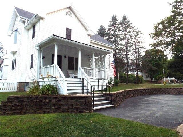 house with 3 bedroom, Hampden ME ES105159179