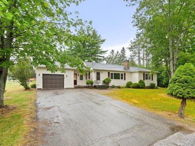 house with 3 bedroom, Hampden ME ES105160388