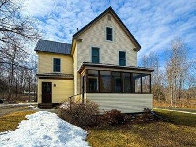 house with 3 bedroom, Hampden ME ES103663601
