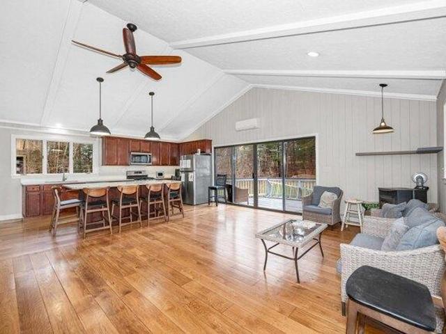 house with 3 bedroom, Hampstead NH DLS102562633