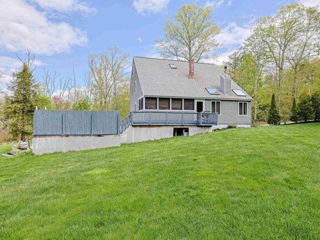 house with 3 bedroom, Hampstead NH DS102443657