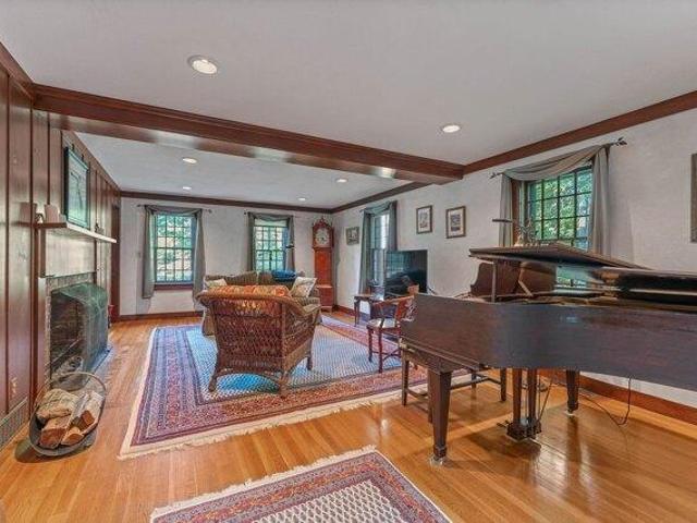 house with 3 bedroom, Hampstead NH DS104188270