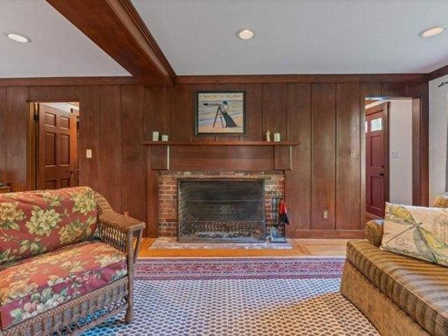 house with 3 bedroom, Hampstead NH ES104512745