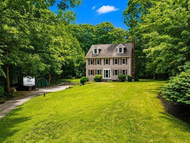 house with 3 bedroom, Hampstead NH ES105113647