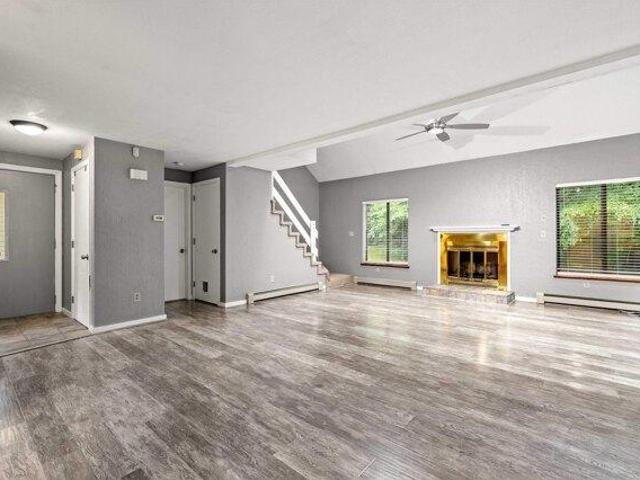 house with 3 bedroom, Hampstead NH ES105122520