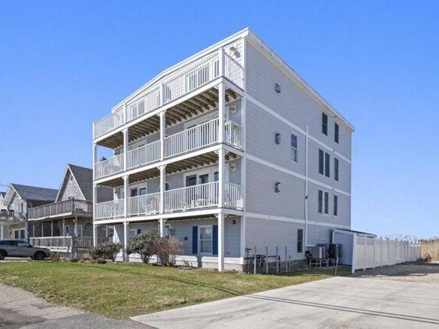 house with 3 bedroom, Hampton NH DS104115361