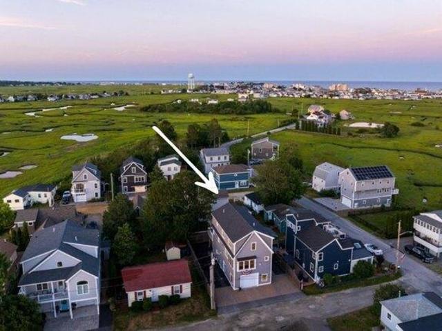 house with 3 bedroom, Hampton NH DS102709316