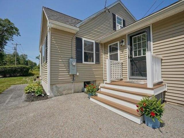 house with 3 bedroom, Hampton NH ES104907399