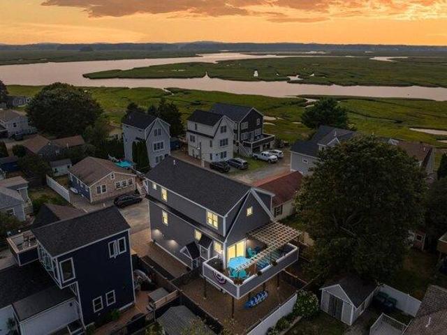 house with 3 bedroom, Hampton NH ES105114649