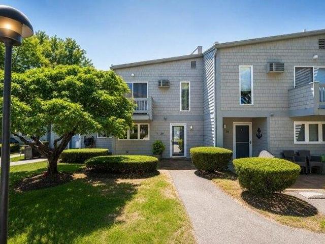 house with 3 bedroom, Hampton NH ES105127671