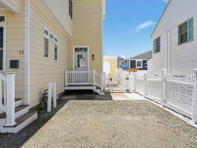 house with 3 bedroom, Hampton NH ES103442637