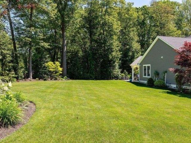 house with 3 bedroom, Hampton NH ES103885357