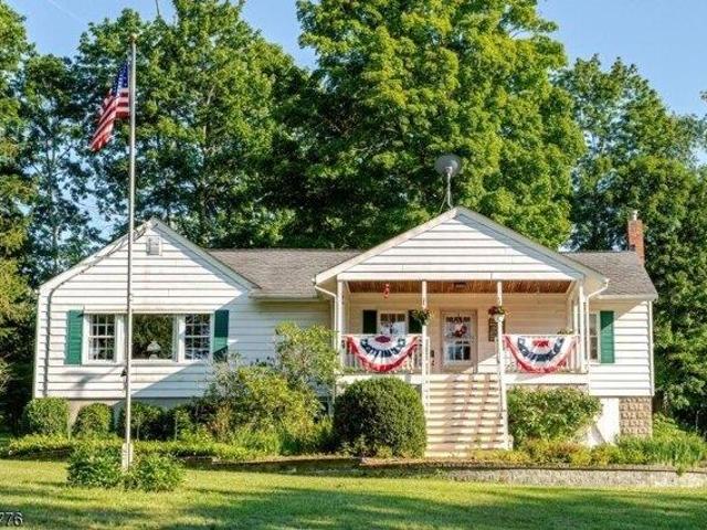 house with 3 bedroom, Hampton NJ ES104850237