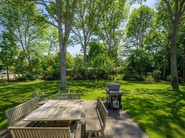 house with 3 bedroom, Hampton Bays NY ES103599881