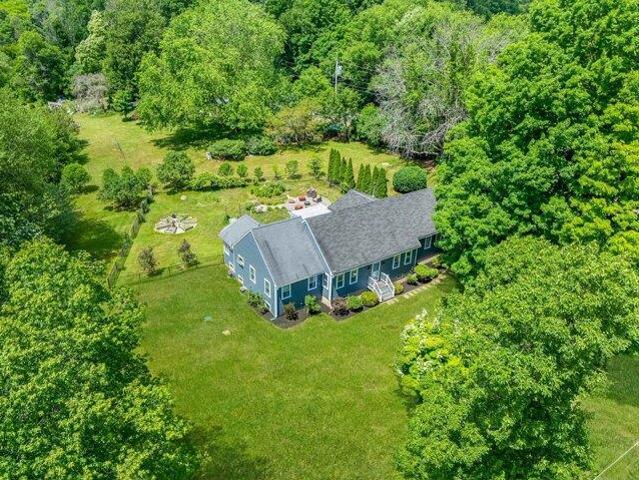 house with 3 bedroom, Hampton Falls NH ES105112977