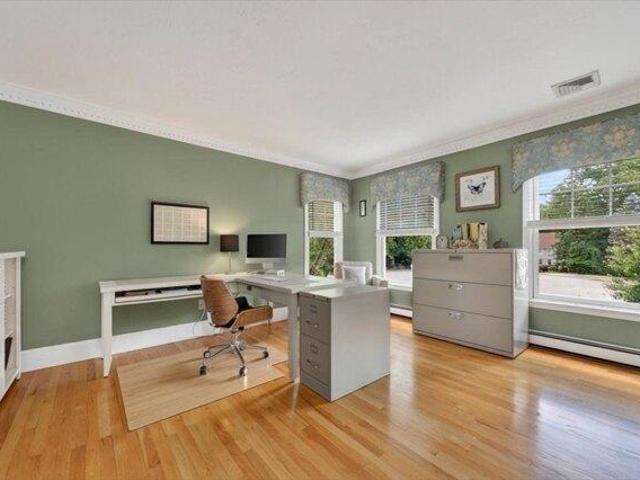 house with 3 bedroom, Hanover MA ES104111804