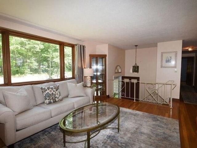 house with 3 bedroom, Hanover MA ES104513779