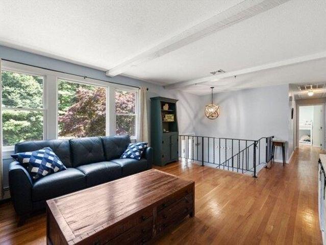 house with 3 bedroom, Hanover MA ES105095111