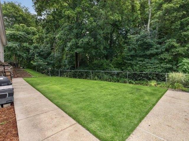 house with 3 bedroom, Hanover MA ES105095432