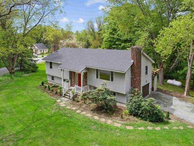 house with 3 bedroom, Hanover NH DLS103101520
